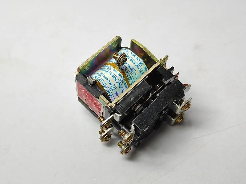 Omron MM2 B Monostable Relay - S N Ship Spares